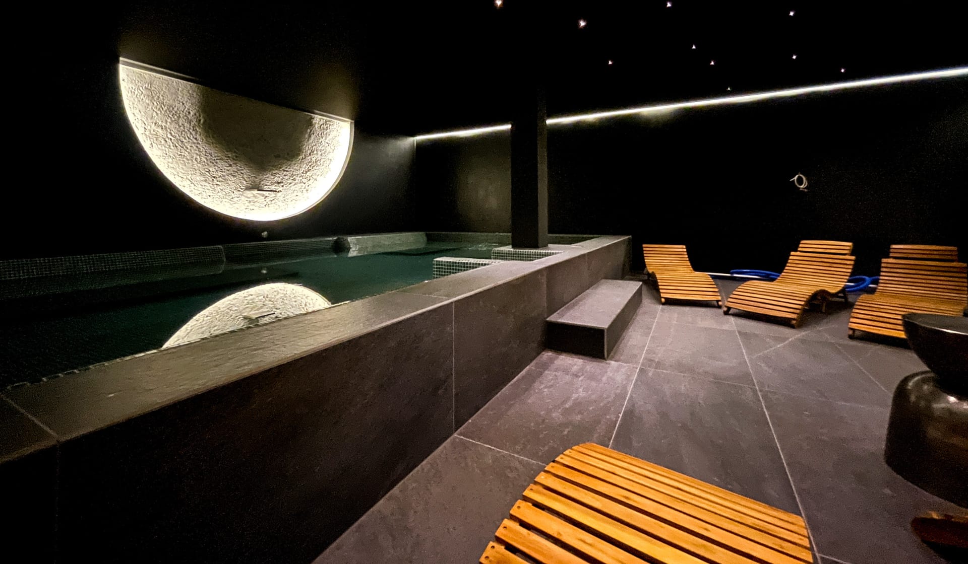 Monist Boutique by VILNIUS SPA - Baltic Deco